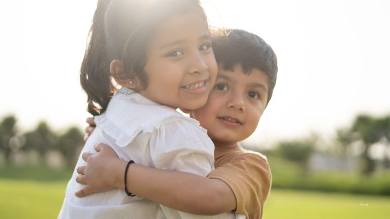 Building A Healthy Sibling Relationship - Simply Life Tips